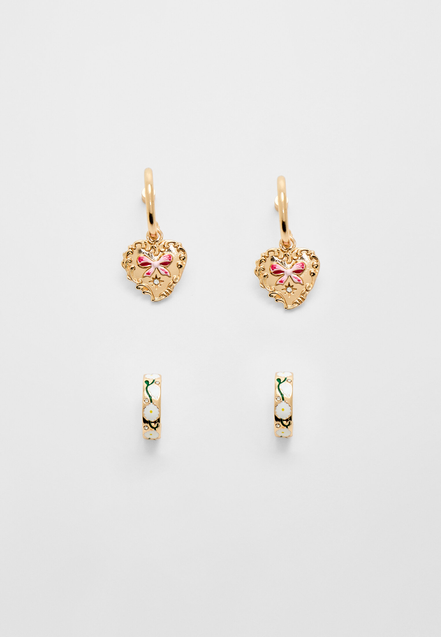 Set 2 Pendientes Coraz n Pintado Moda De Mujer Stradivarius Colombia Set 2 Pendientes Coraz n Pintado Moda De Mujer Stradivarius Colombia