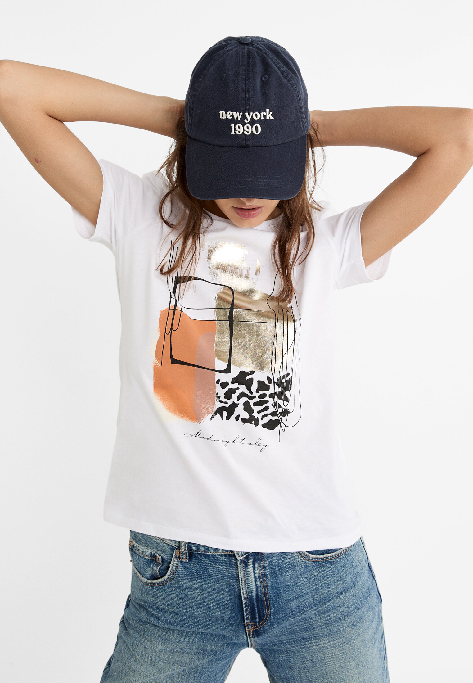Foil graphic T-shirt - Women's fashion | Stradivarius Qatar