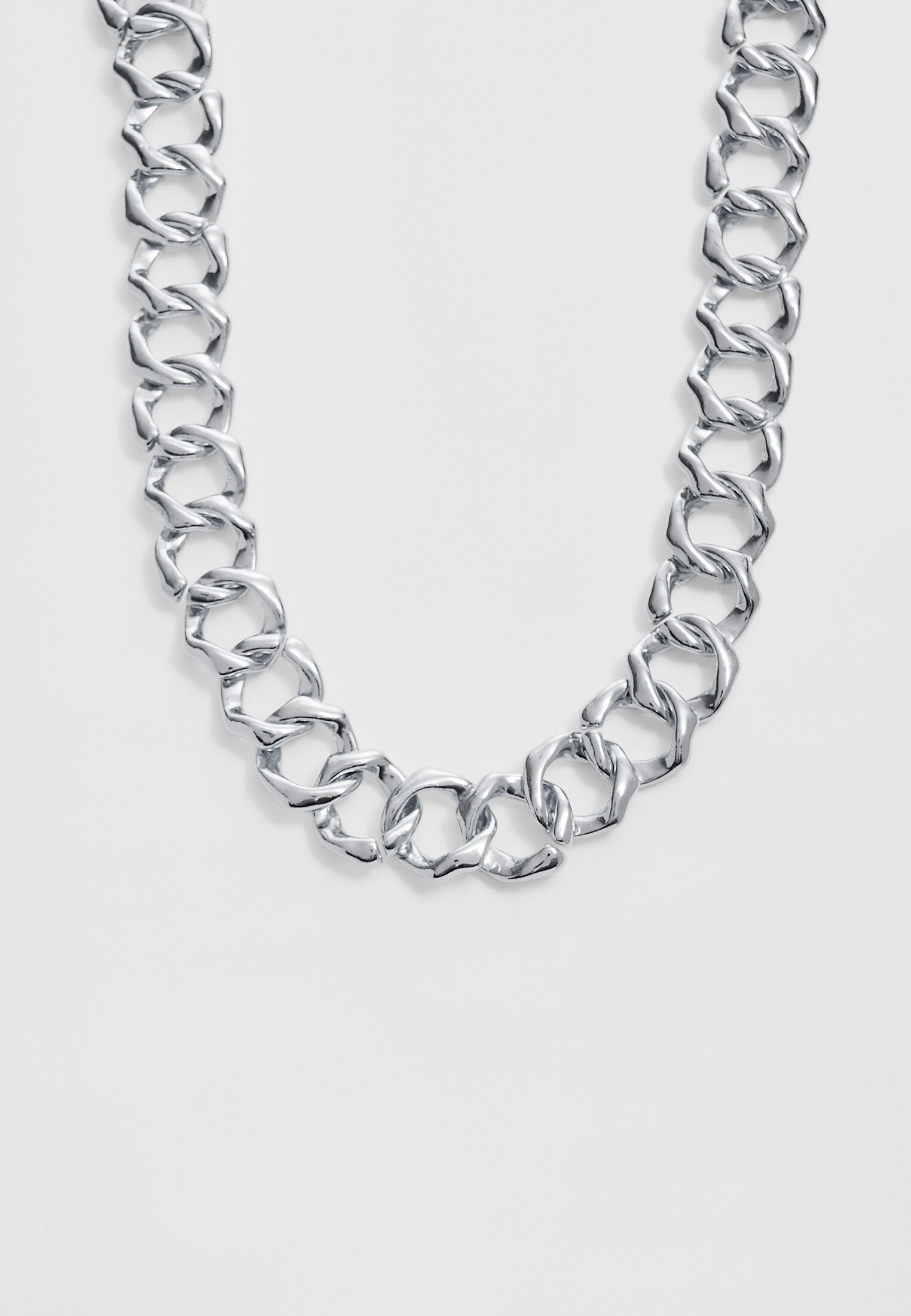 Chain Link Chain Women s Fashion Stradivarius Qatar Chain Link Chain Women s Fashion Stradivarius Qatar