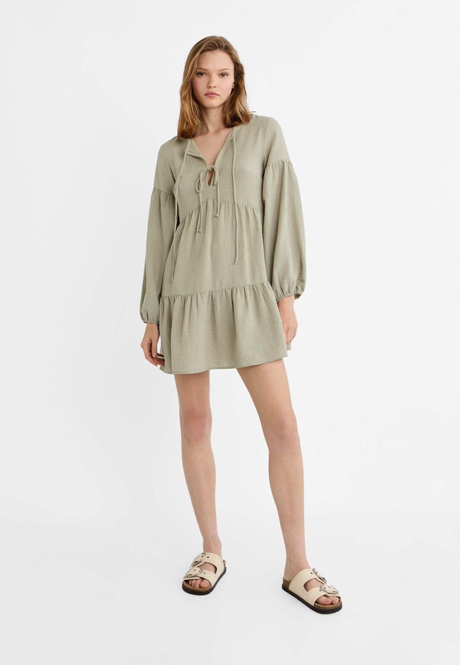 Short flowing dress with ties - Women's fashion | Stradivarius Worldwide