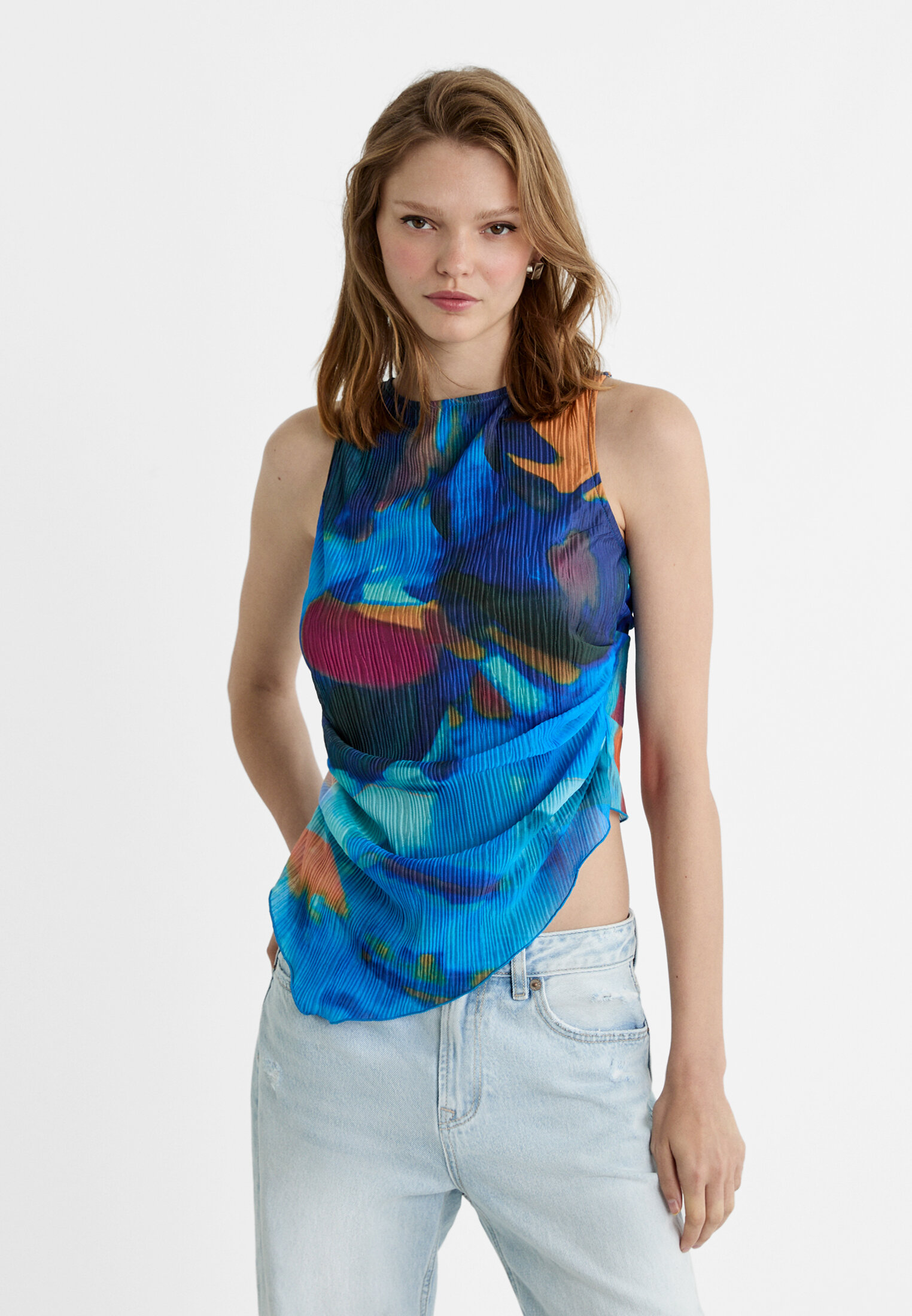 Flowing pleated top with print - Women's fashion | Stradivarius United ...