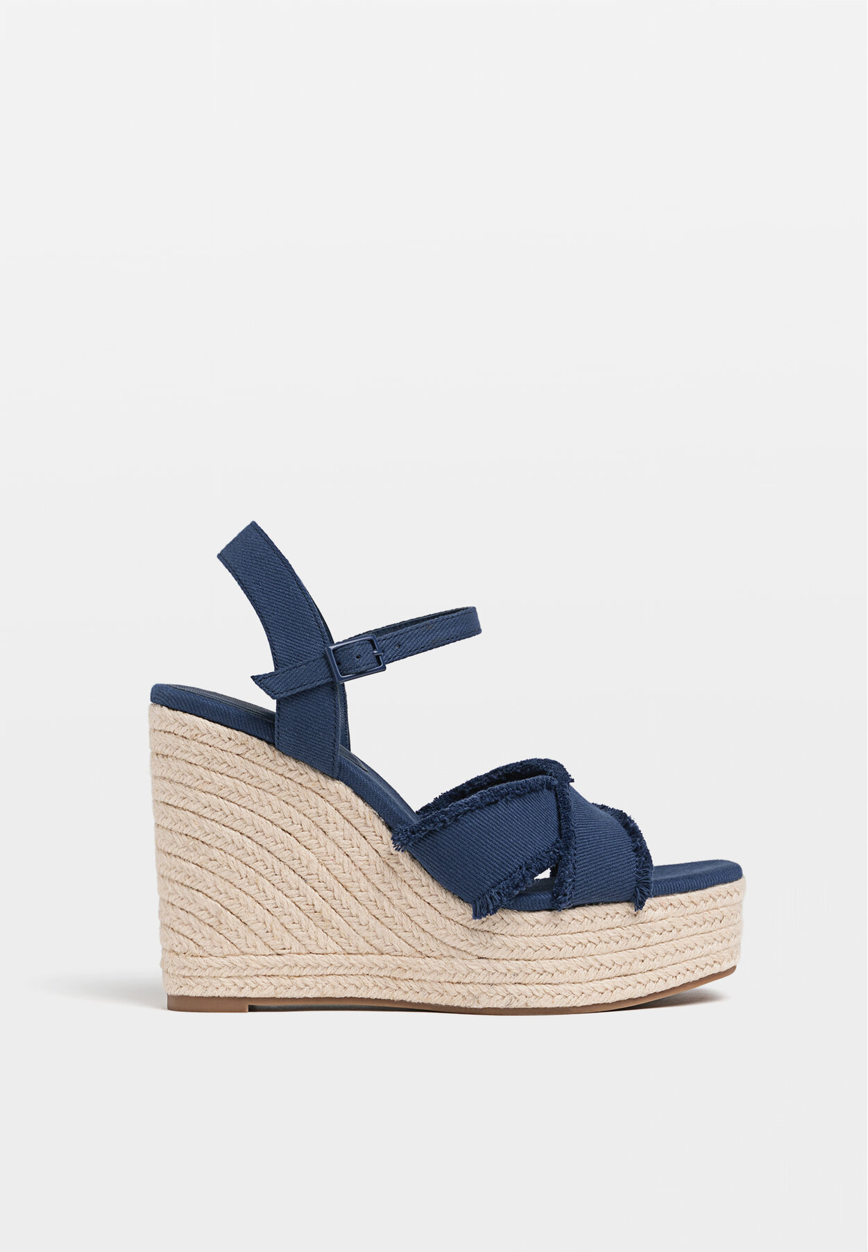 Heel shoes for women | Summer fashion 2024 | Stradivarius Albania