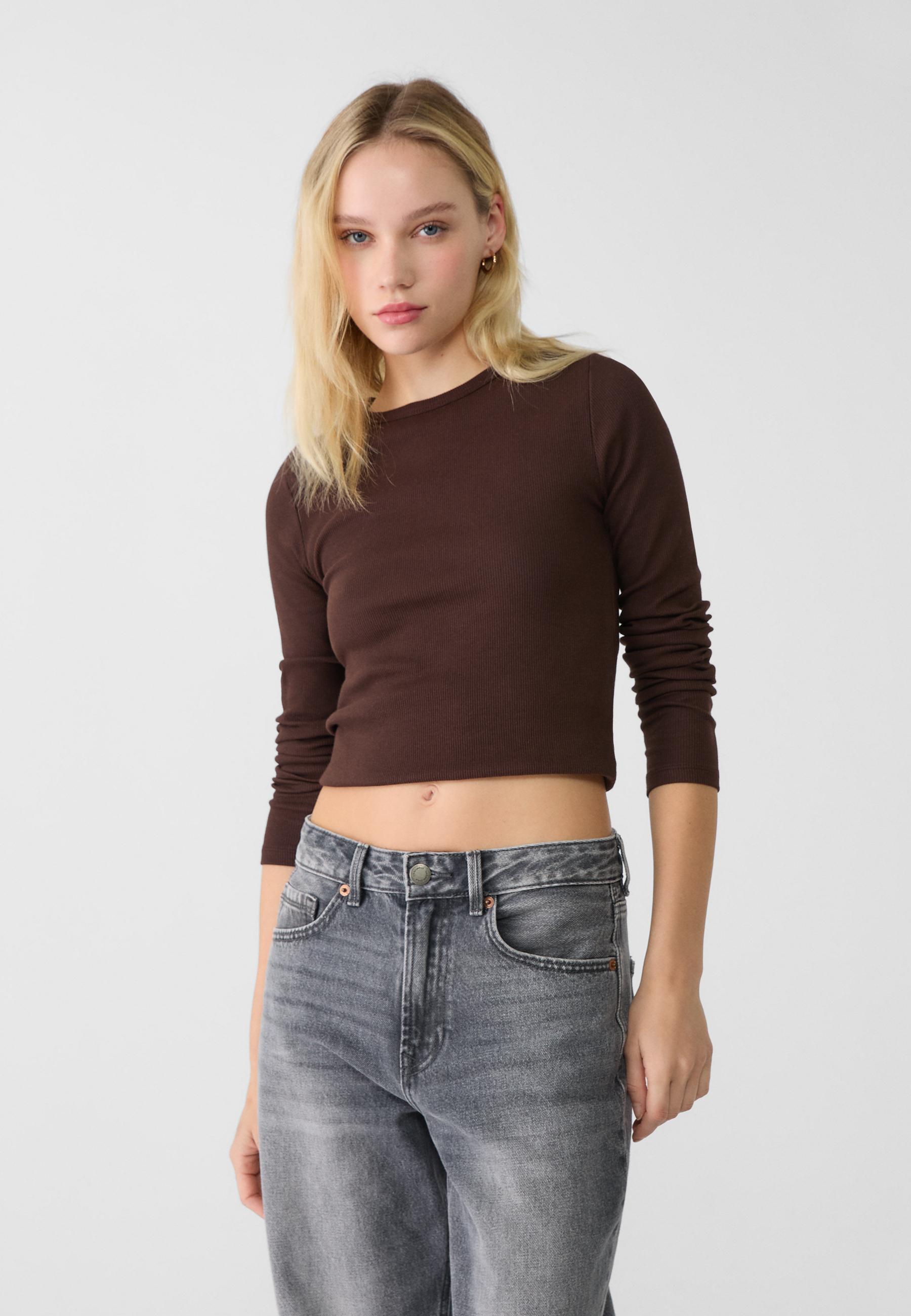 Long sleeve ribbed T-shirt - Women's fashion | Stradivarius Worldwide