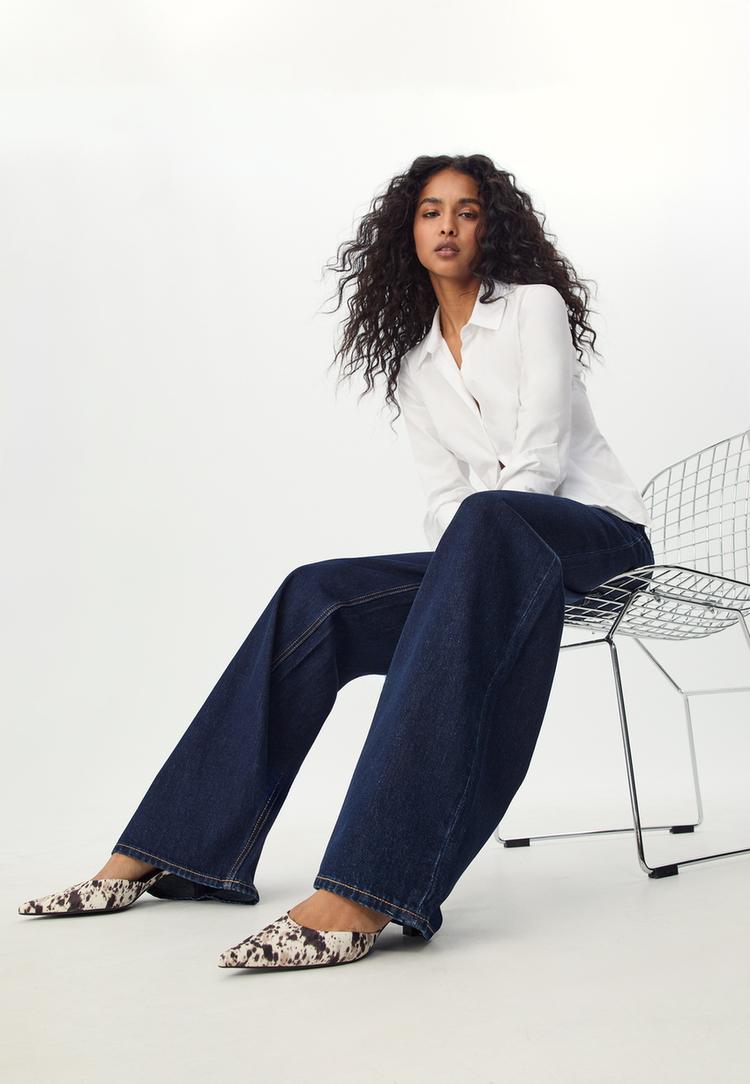 D91 Jeans low wide leg | Stradivarius España