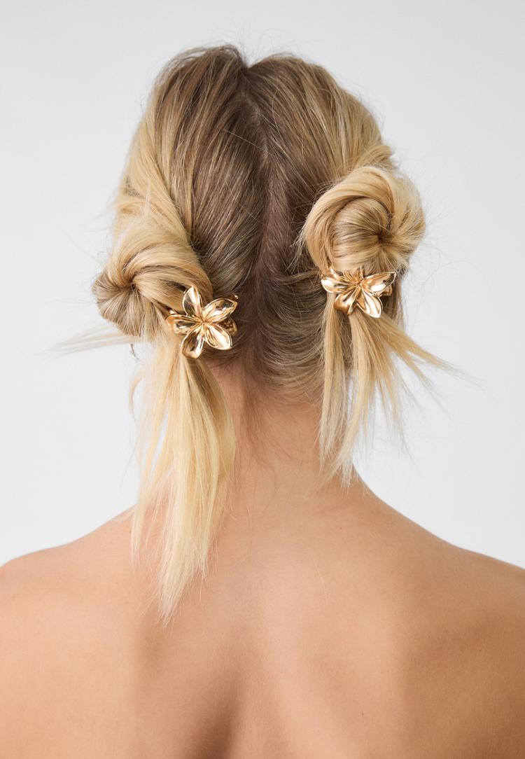 Set 3 pinzas flor | Stradivarius Mexico