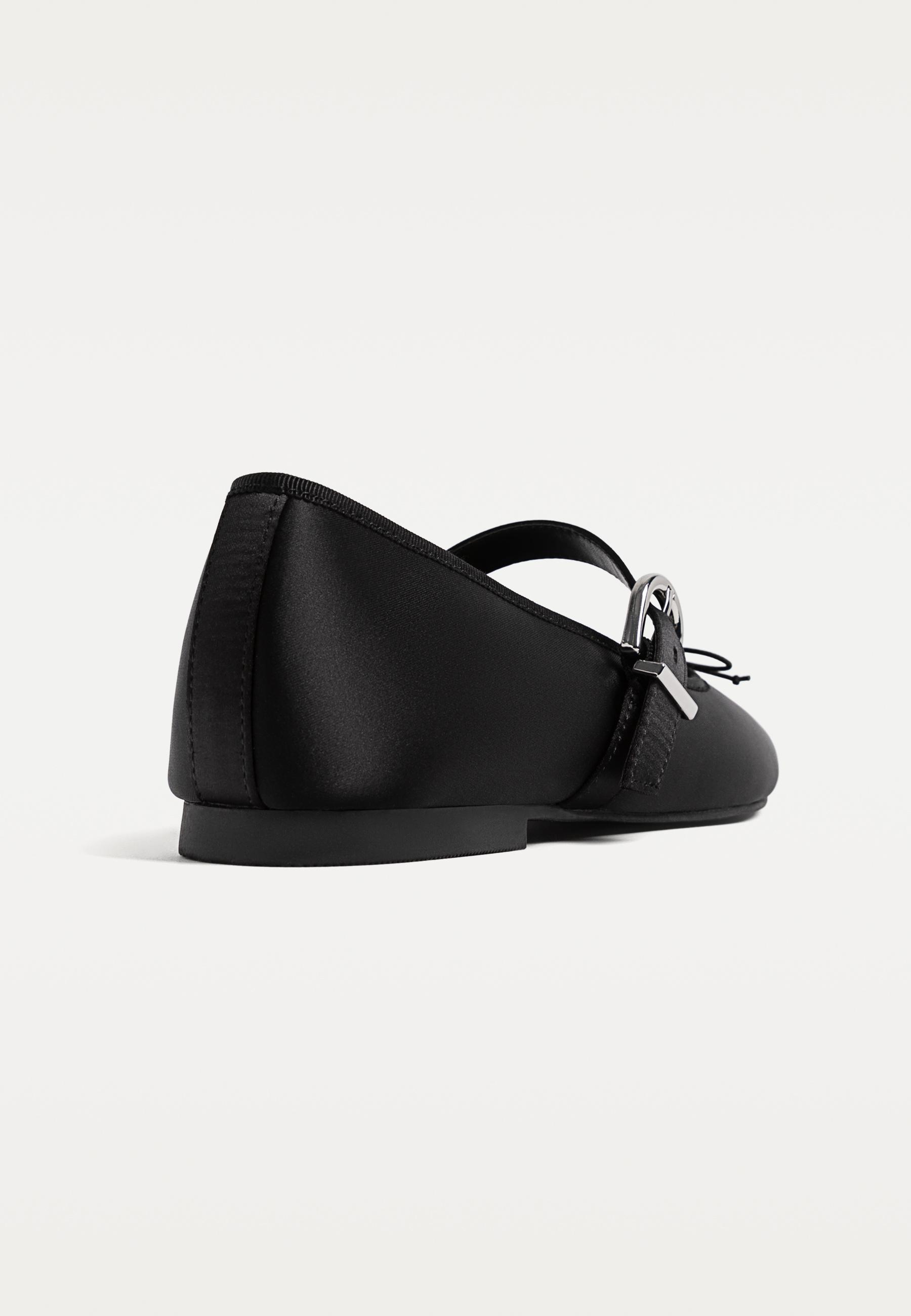 Satin ballet flats with bow - Women's fashion | Stradivarius United Kingdom