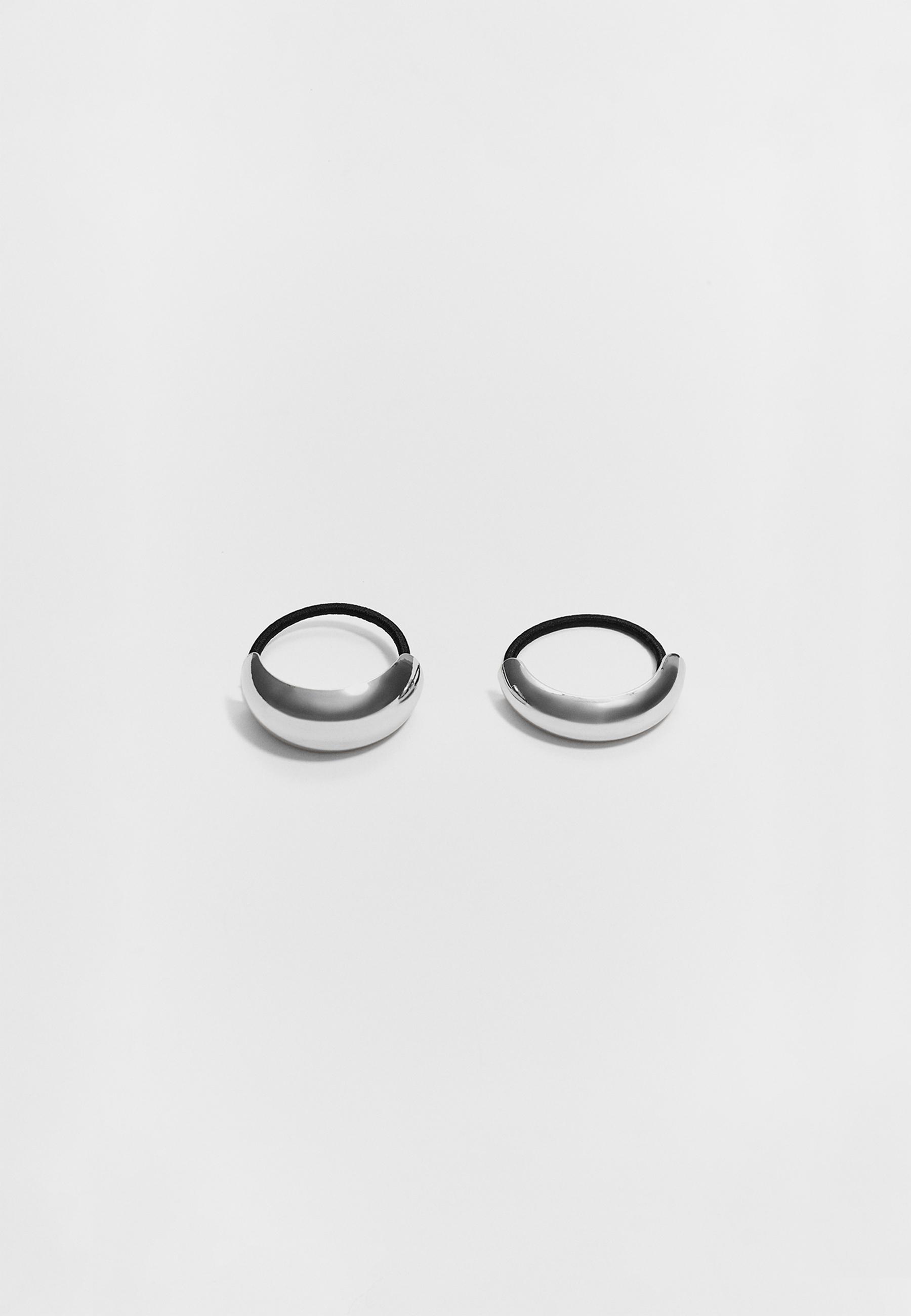 Set 2 coleteros combinados metal | Stradivarius Ecuador