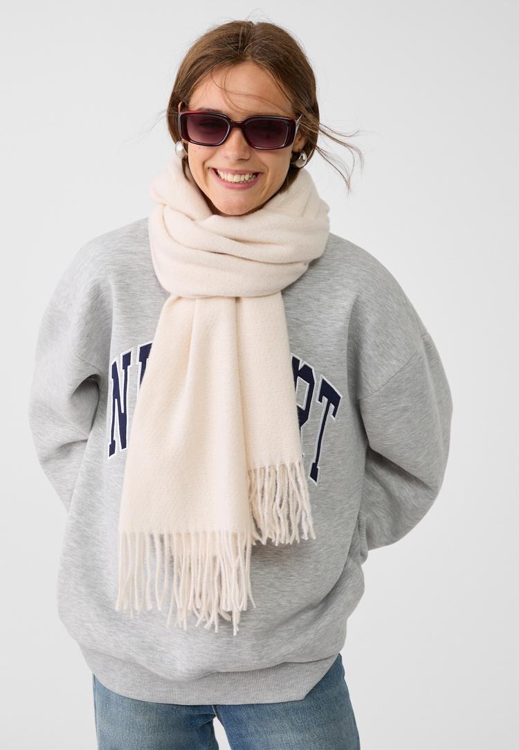 Brushed thread scarf - Women's fashion | Stradivarius United States